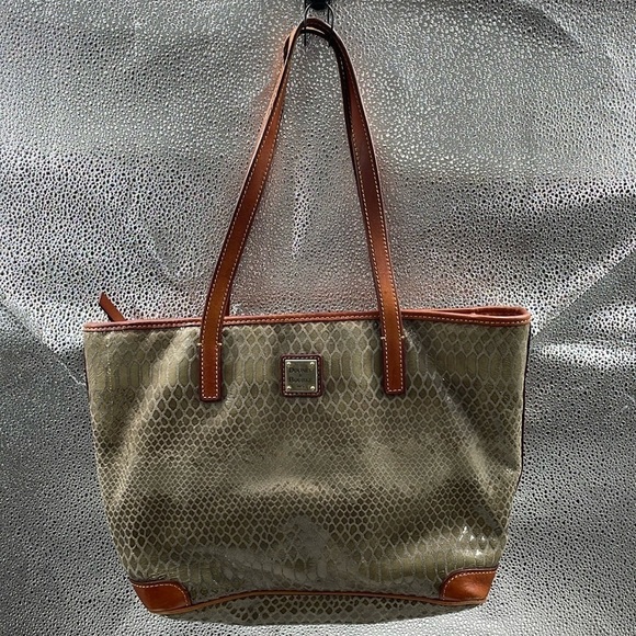 Dooney & Bourke | Bags | Dooney Bourke Oliver Green Snake Skin Shoulder ...